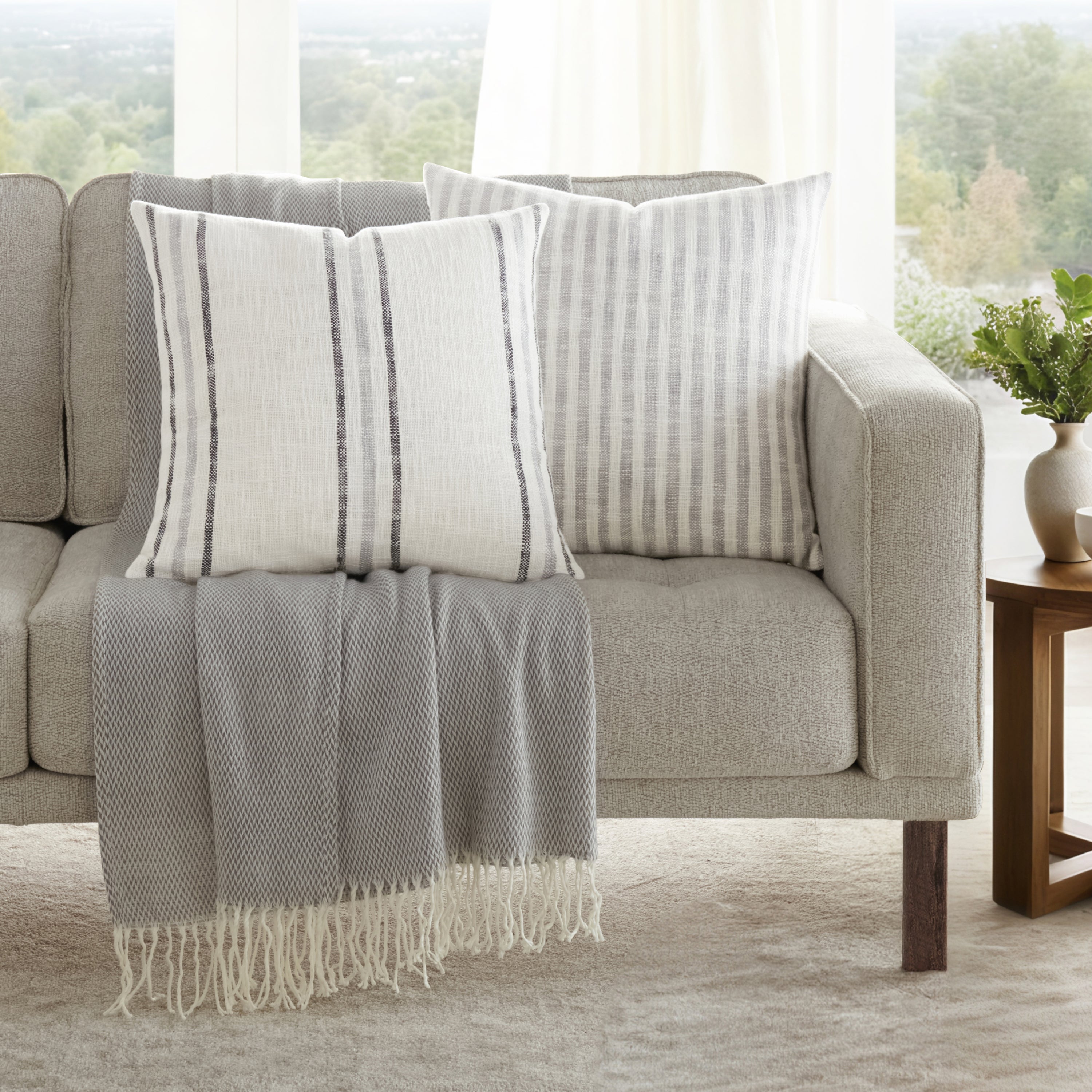 2-Pack Yarn-Dyed Bengal Stripe / Yarn-Dyed Framed Stripe Décor Throw P ...