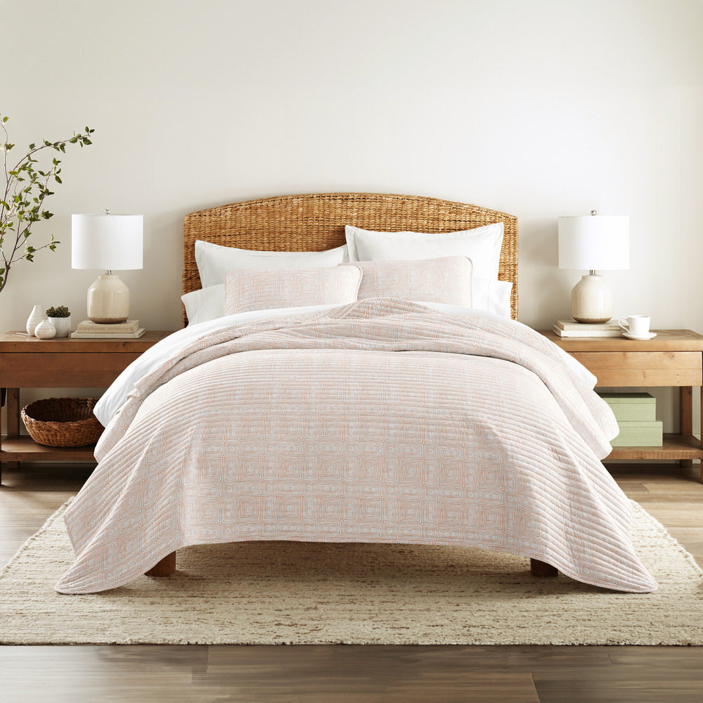 Geometric Maze Quilted Coverlet Set – Linens And Hutch