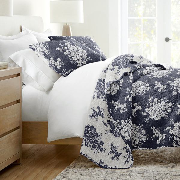 Distressed Bouquet Reversible Quilted Coverlet Set – Linens And Hutch