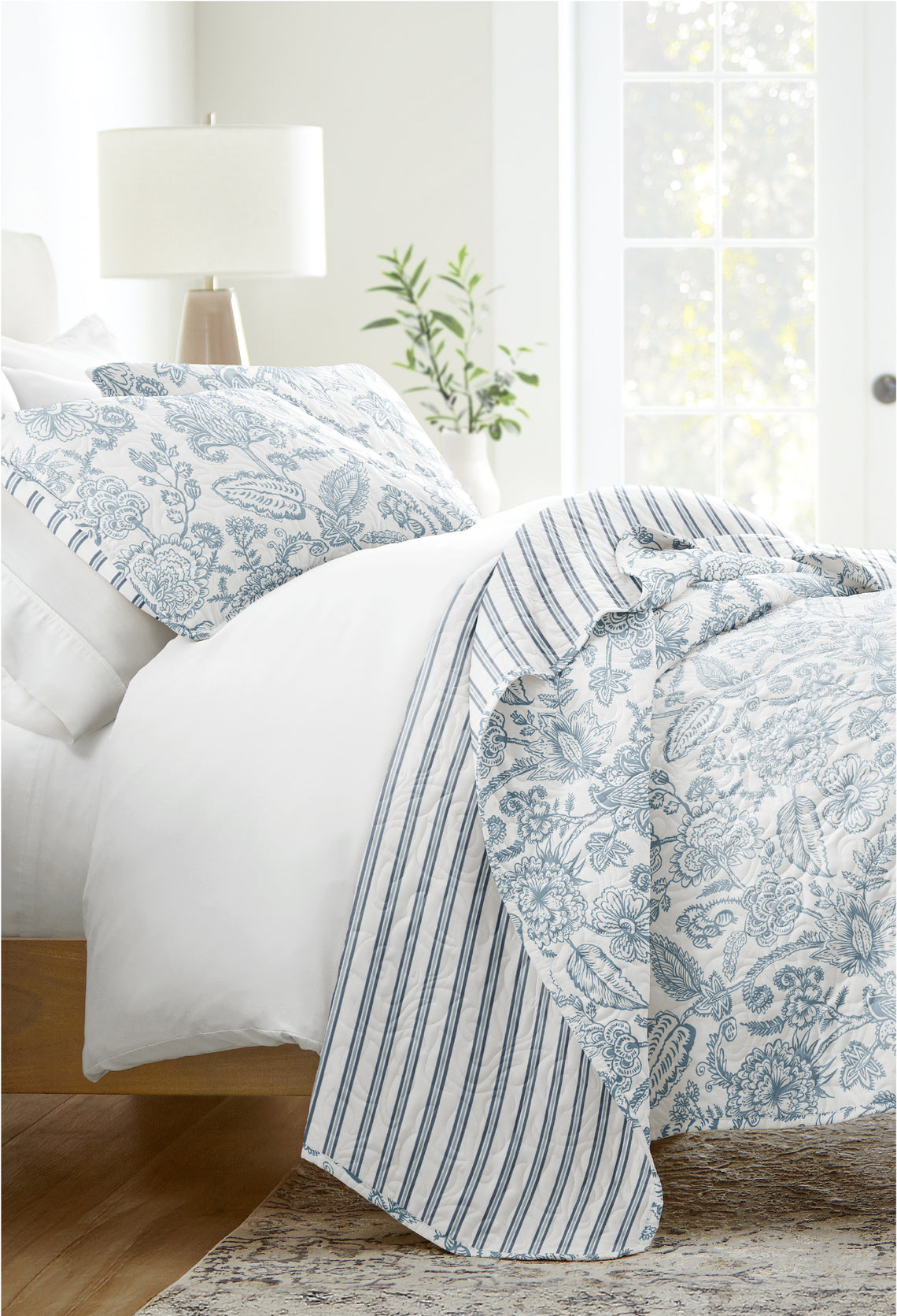 Shop Luxury Bedding Online | Linens & Hutch