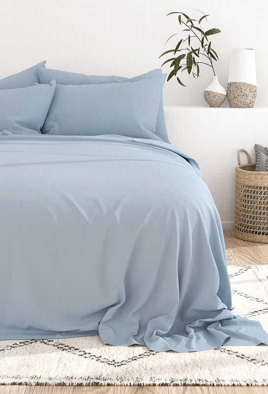 Shop luxury BEDDING online at LINENS & HUTCH