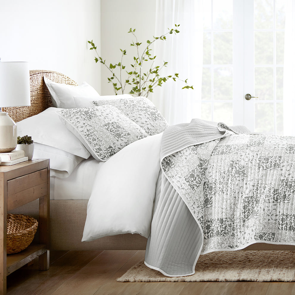 Scrolled Patchwork Reversible Quilted Coverlet Set – Linens And Hutch